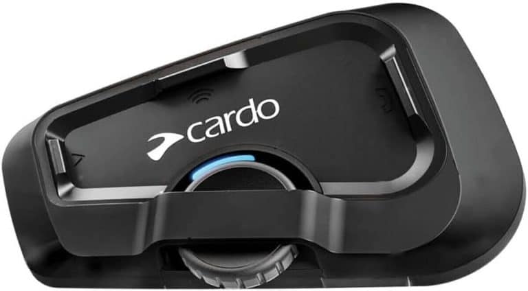 Test du système de communication Cardo FREECOM 2X pour casque moto